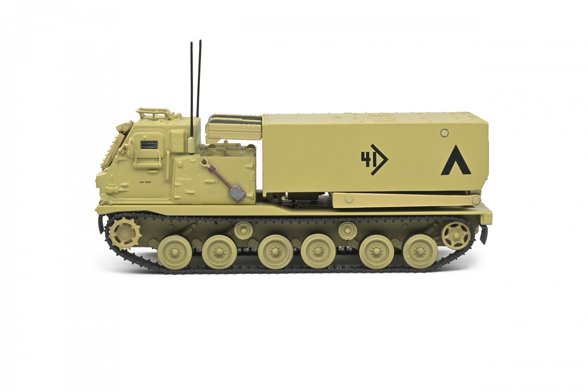 M270A1 MLRS US Army 1st Cav, Iraq, Operation Desert Storm, 1991 ...